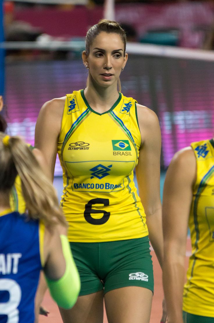 11 Tallest Women’s Volleyball Players
